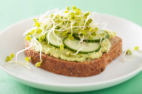 Avocado & Sprouts Sandwich - Markito Fitness & Nutrition